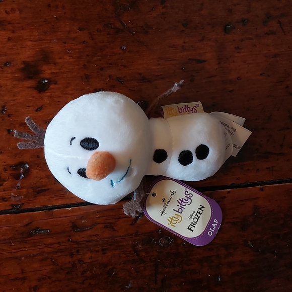Hallmark | Toys | 525 Frozen Plush Olaf Disney Hallmark Itty Bitty Nwt ...